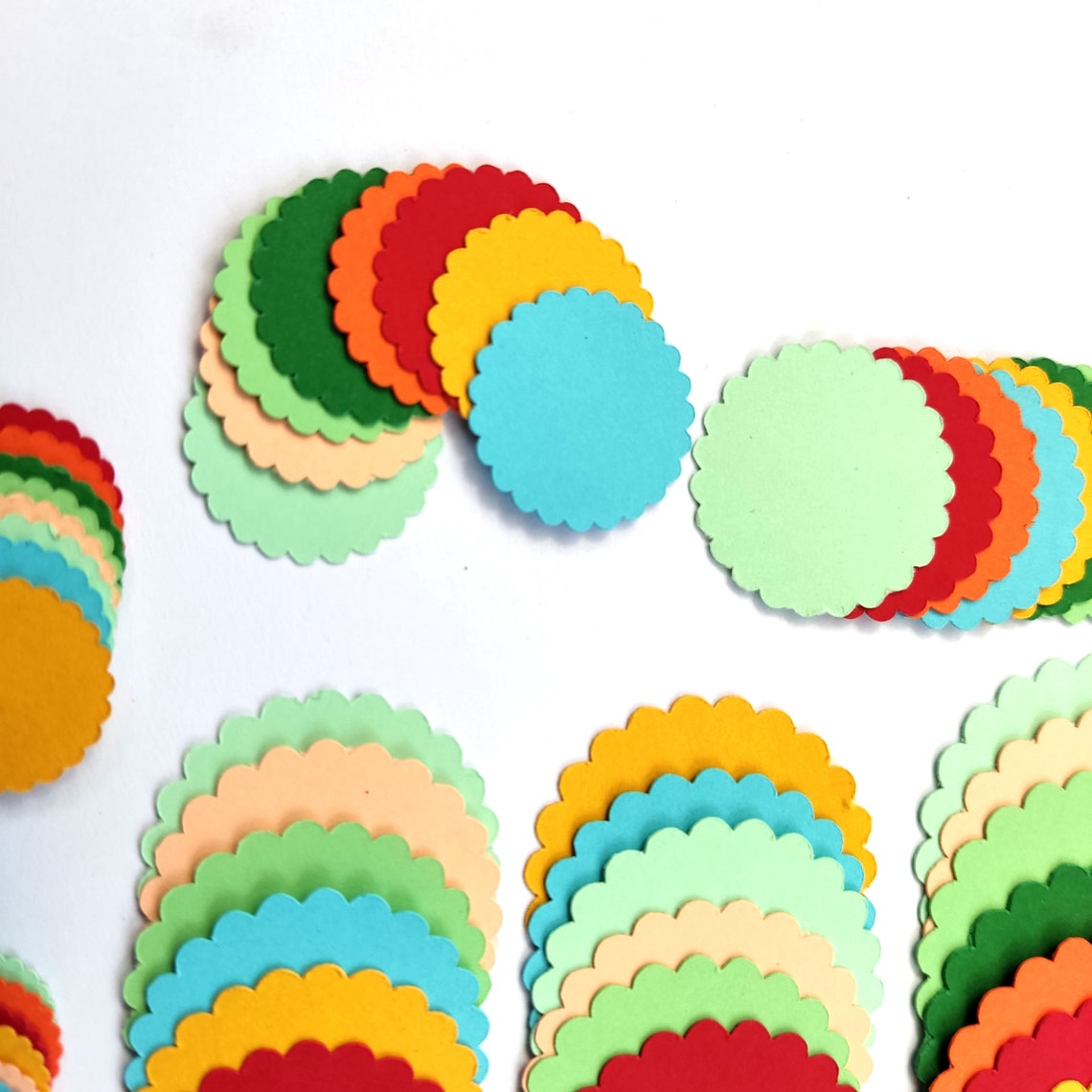 Cardstock Scallop Circles | Sizes From 1,5cm to 4,5cm | Cardstock ...