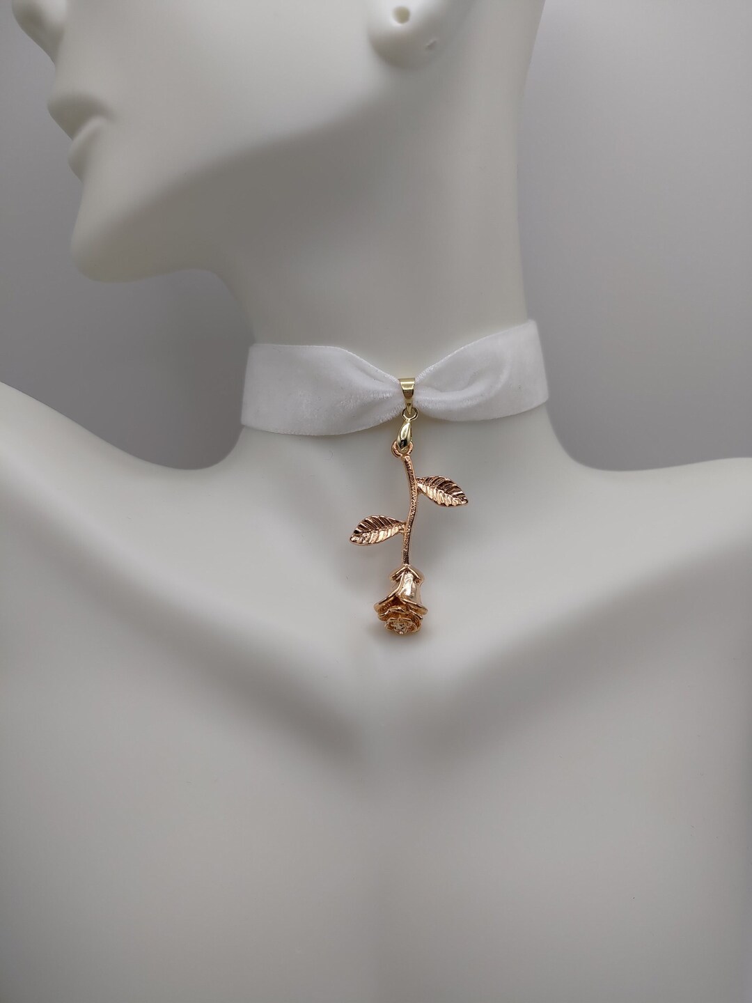 Coquette Elegant Gold Rose Choker, White Velvet - Etsy