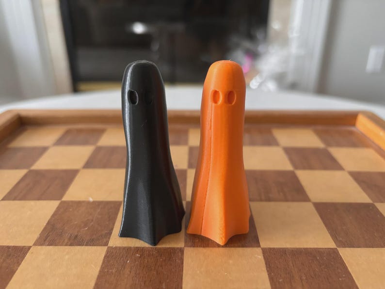 Halloween Chess Set – Spooky Chess Pieces | Unique Holiday Game Decor ...
