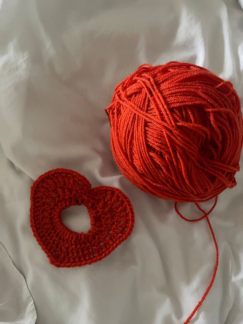 Crochet Heart Scrunchie - Etsy