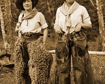 3 Rodeo Cowgirls 8 X 10 1800s Photo Old West Style Rodeo 1930s Vintage ...