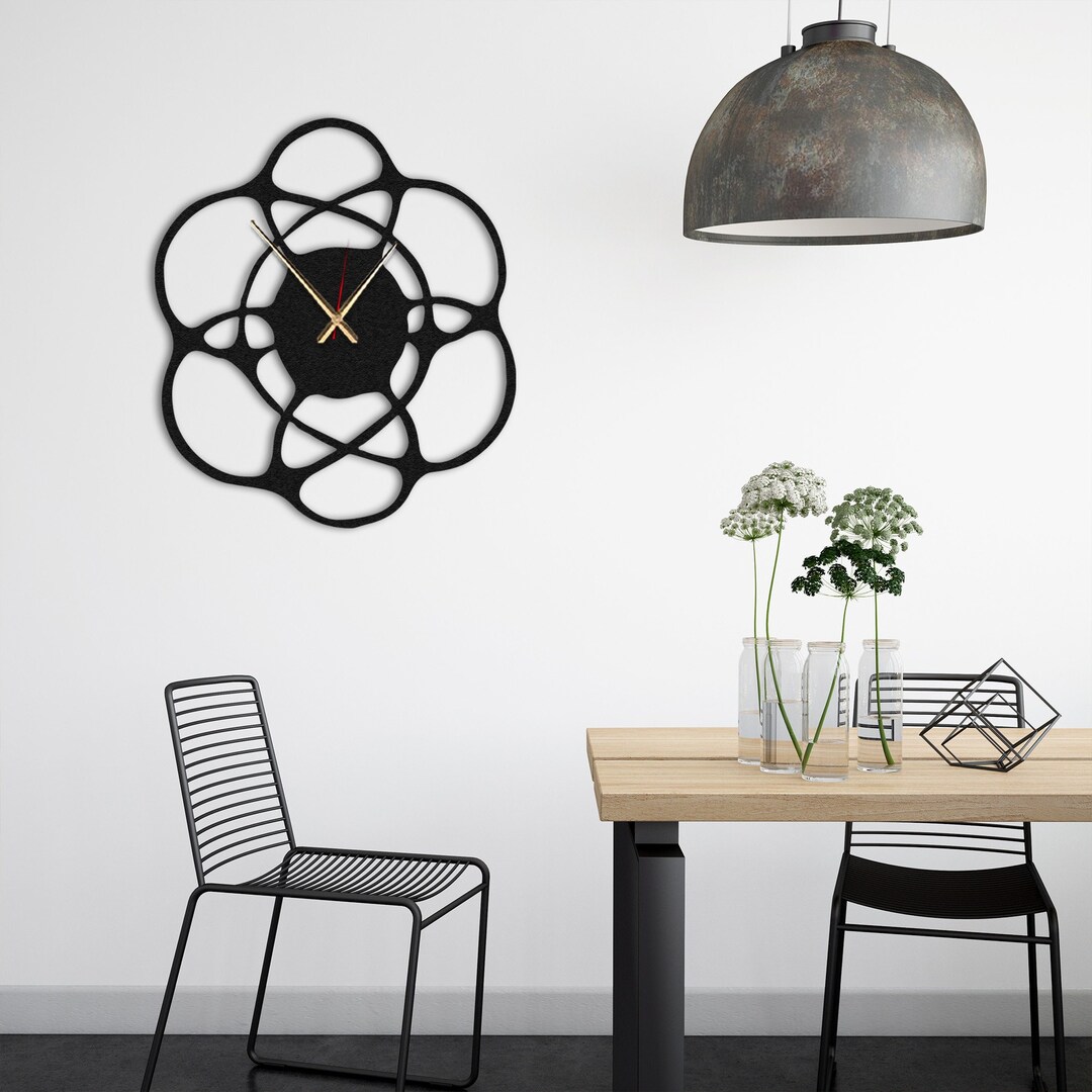 Abstract Geometric Decor Modern Clock Art Metal Wall Clock Helical Wall ...