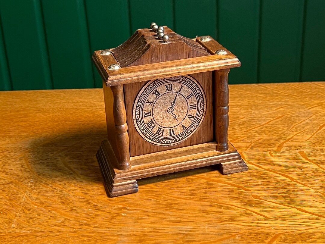 Vintage Wood and Cork Clock Coasters in Decorative Clock Holder - Etsy
