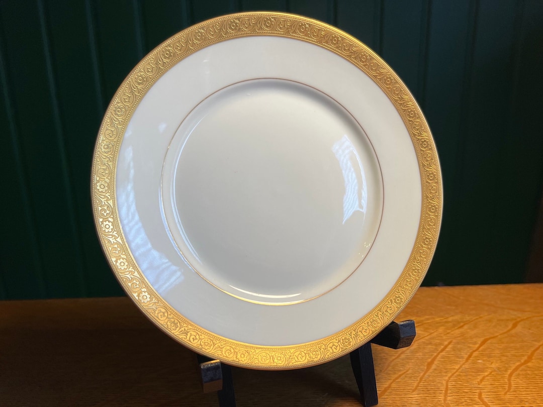 Pickard Etched China 8” Salad Plate, PIC185 Pattern. - Etsy
