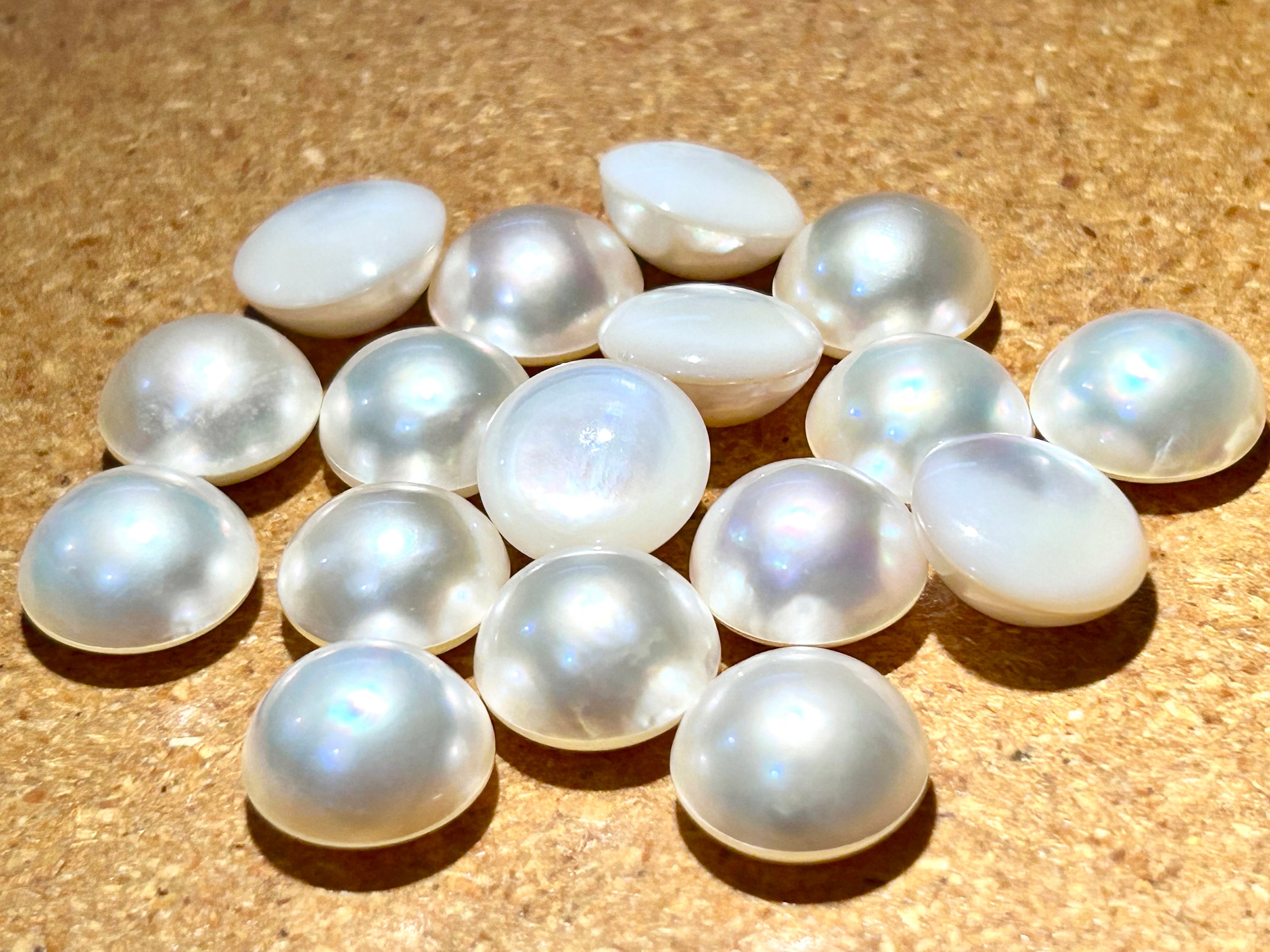 Vintage Beautiful Creamy Genuine Cultured 13-14MM Mobe Pearls Loose ...