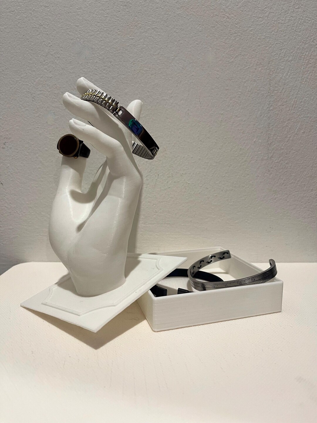 Hand Jewellery Display With Secret Box-stl File - Etsy