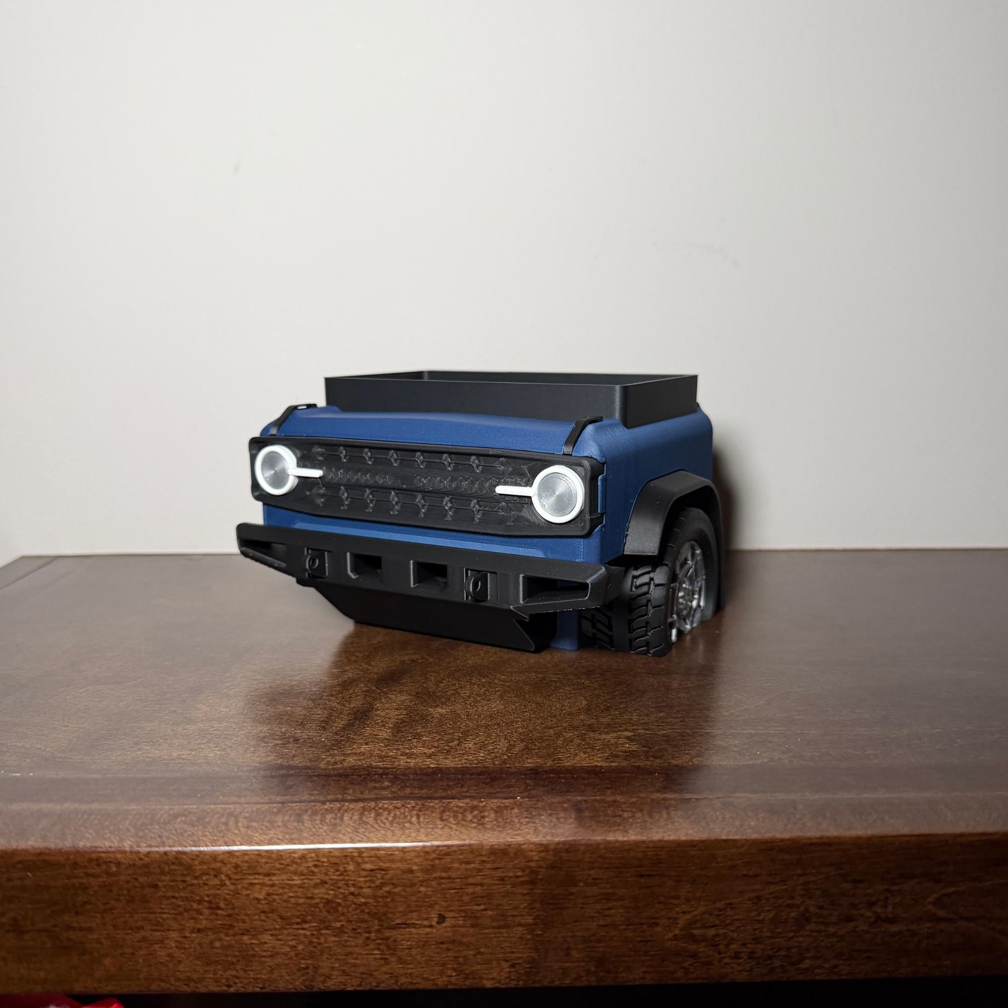 Ford Bronco Inspired Desk Organizer and Charging Dock: Car Enthusiast ...