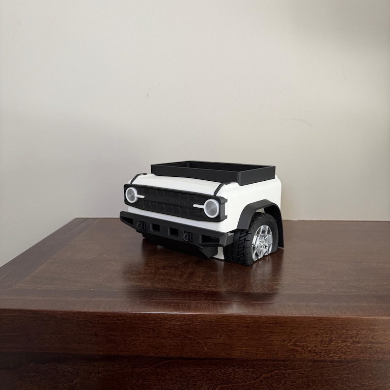 Ford Bronco Inspired Desk Organizer and Charging Dock: Car Enthusiast ...