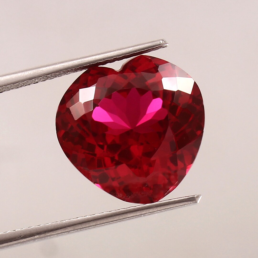 12.90 Carat Blood Red Ruby Heart Cut Gemstone 14x14mm | Heart Shape ...