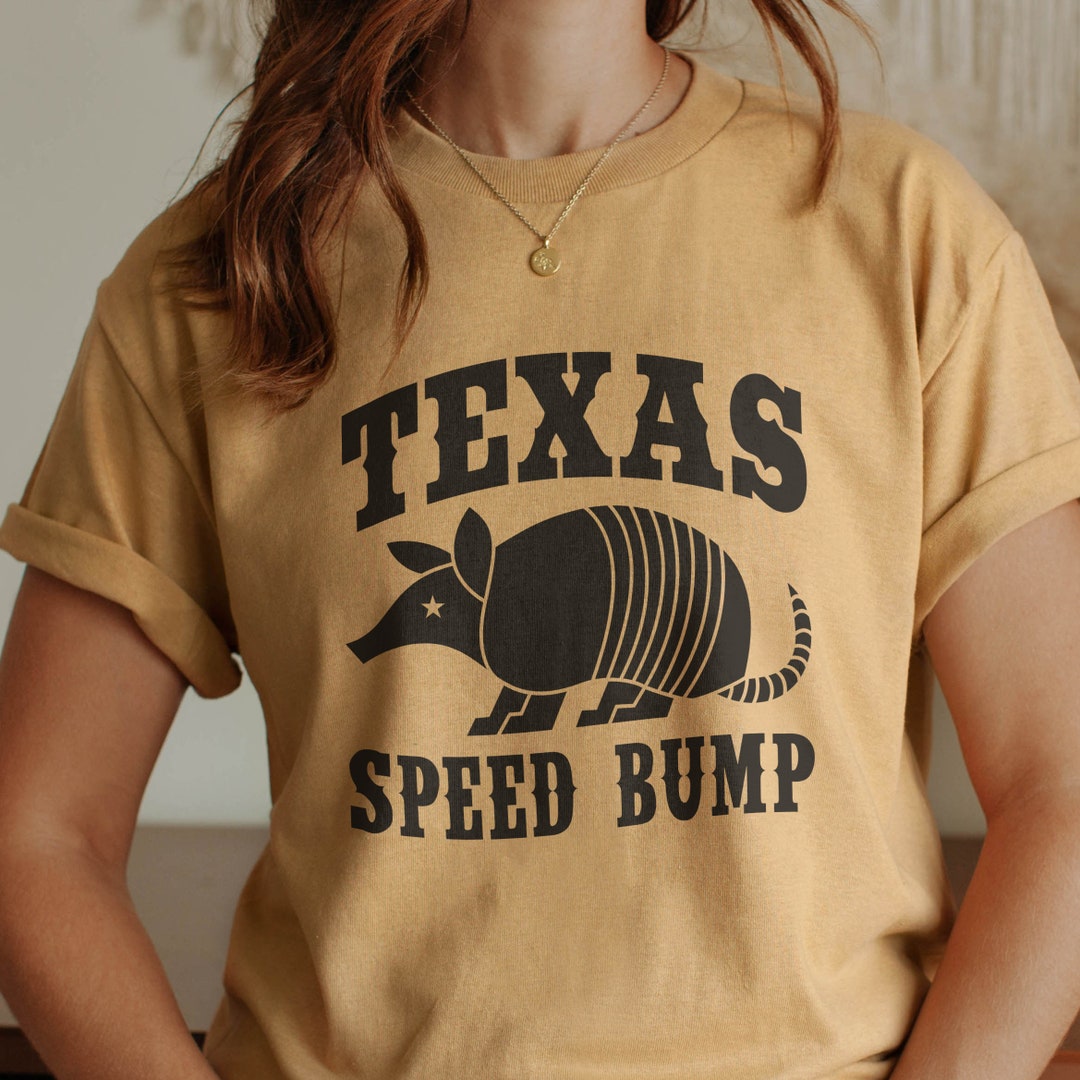 Funny Texas Speed Bump Armadillo Tee, Humorous Texan Souvenir Gift ...