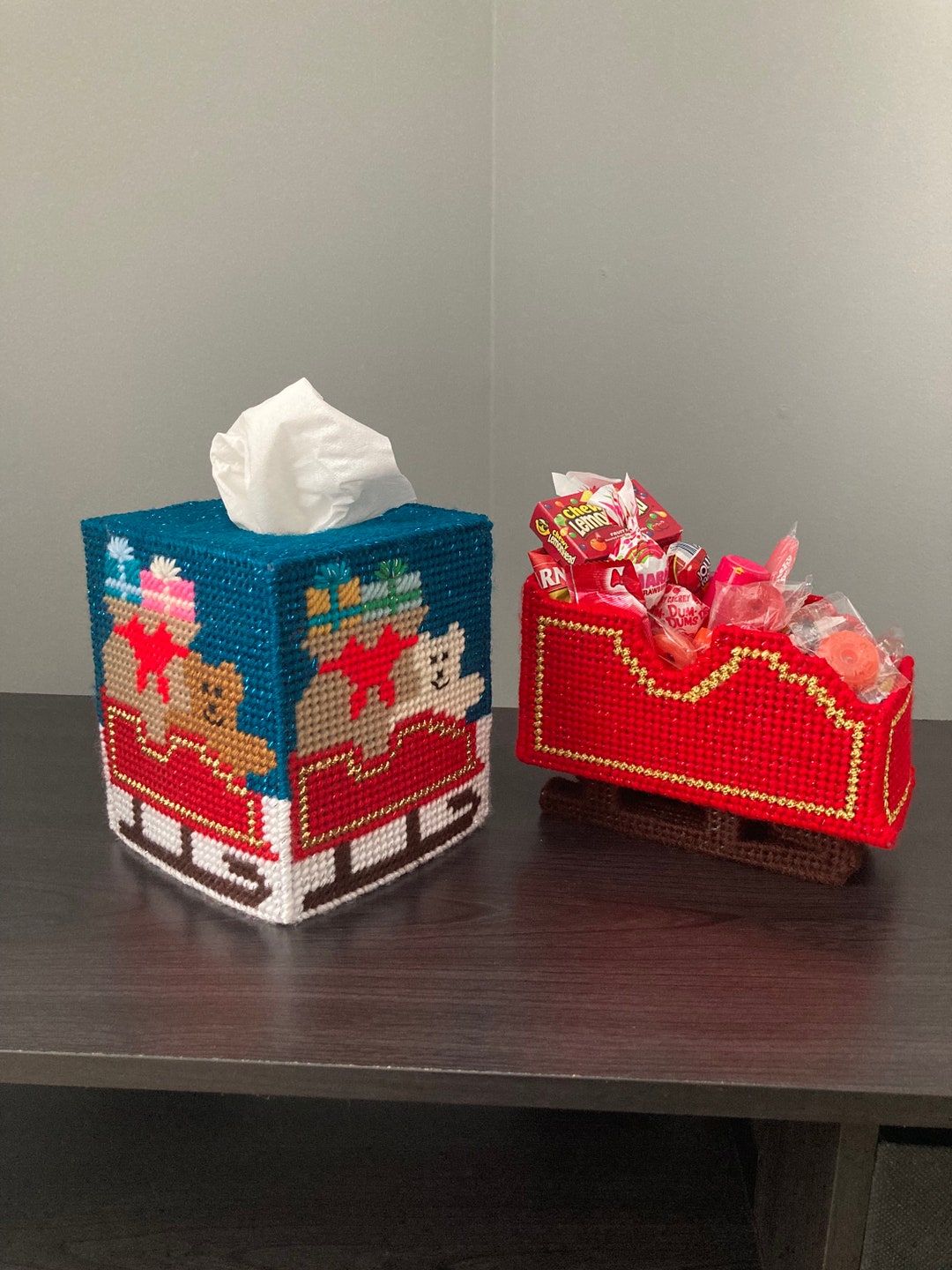 Santa's Sleigh Plastic Canvas Candy Dish and Matching Tissue Box Cover ...