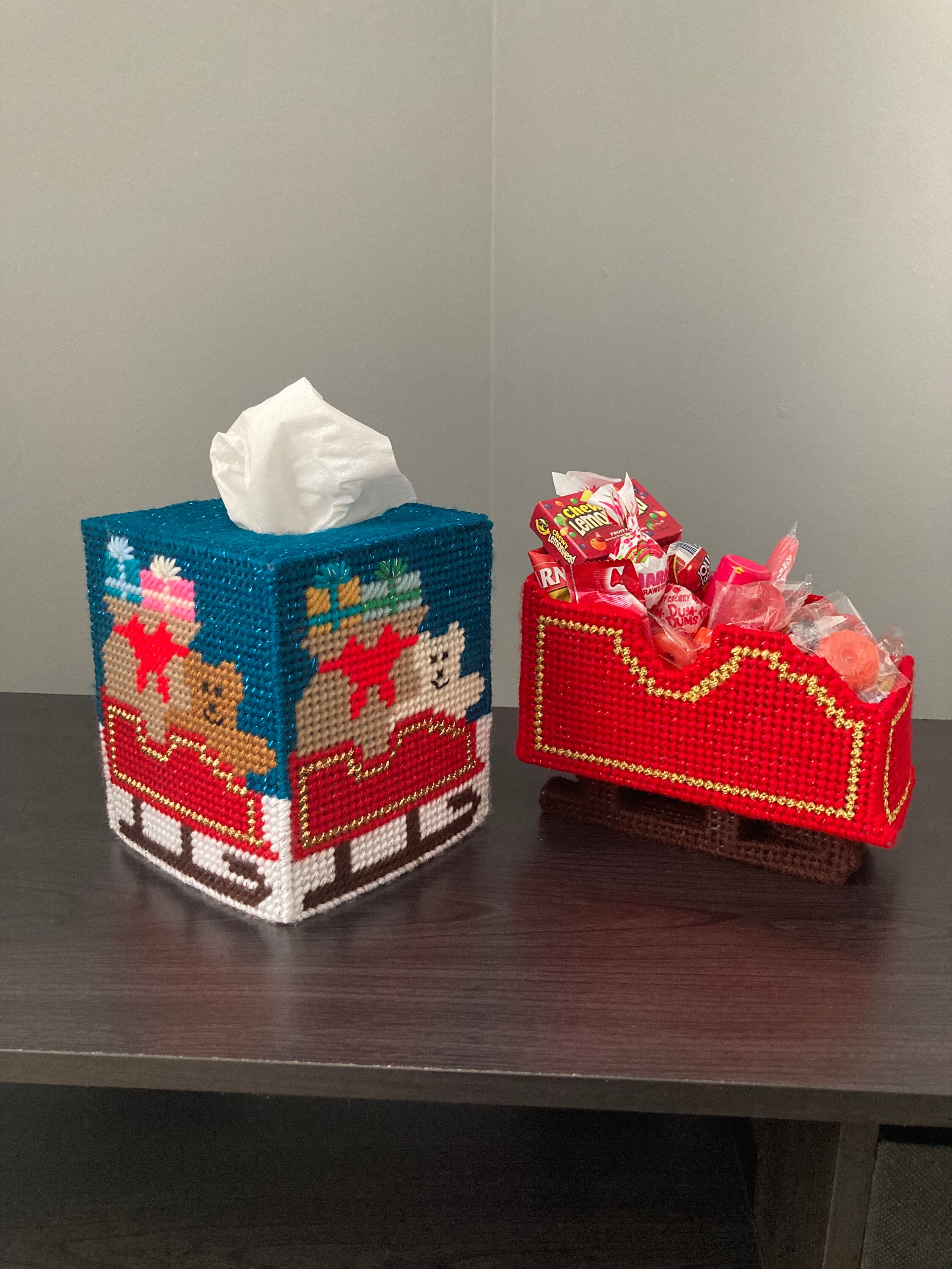 Santa's Sleigh Plastic Canvas Candy Dish and Matching Tissue Box Cover ...