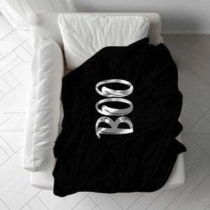 Halloween Decor Spooky Halloween Velveteen Plush Blanket With 'BOO ...