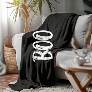 Halloween Decor Spooky Halloween Velveteen Plush Blanket With 'BOO ...