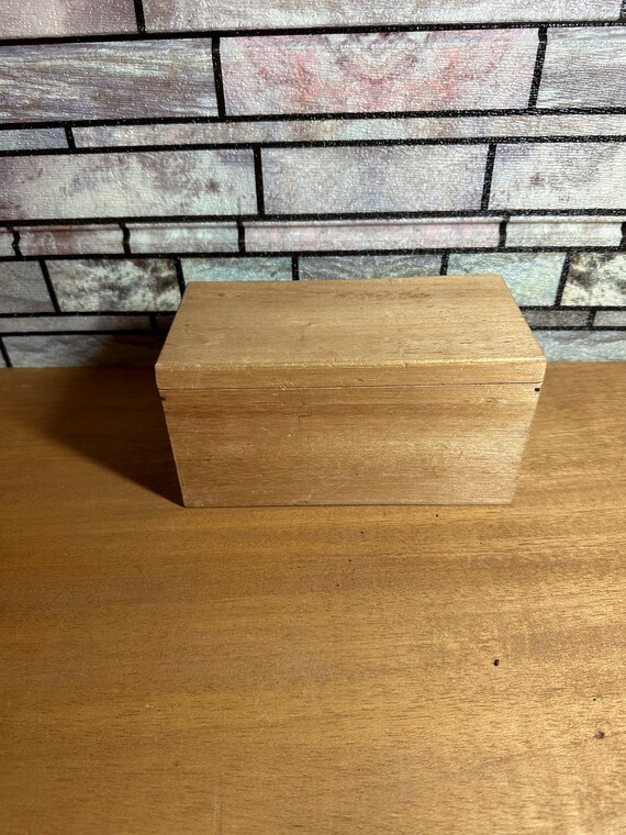 Light Weight, Balsa Type Wood, Jewelry, Momento Box, … - Gem