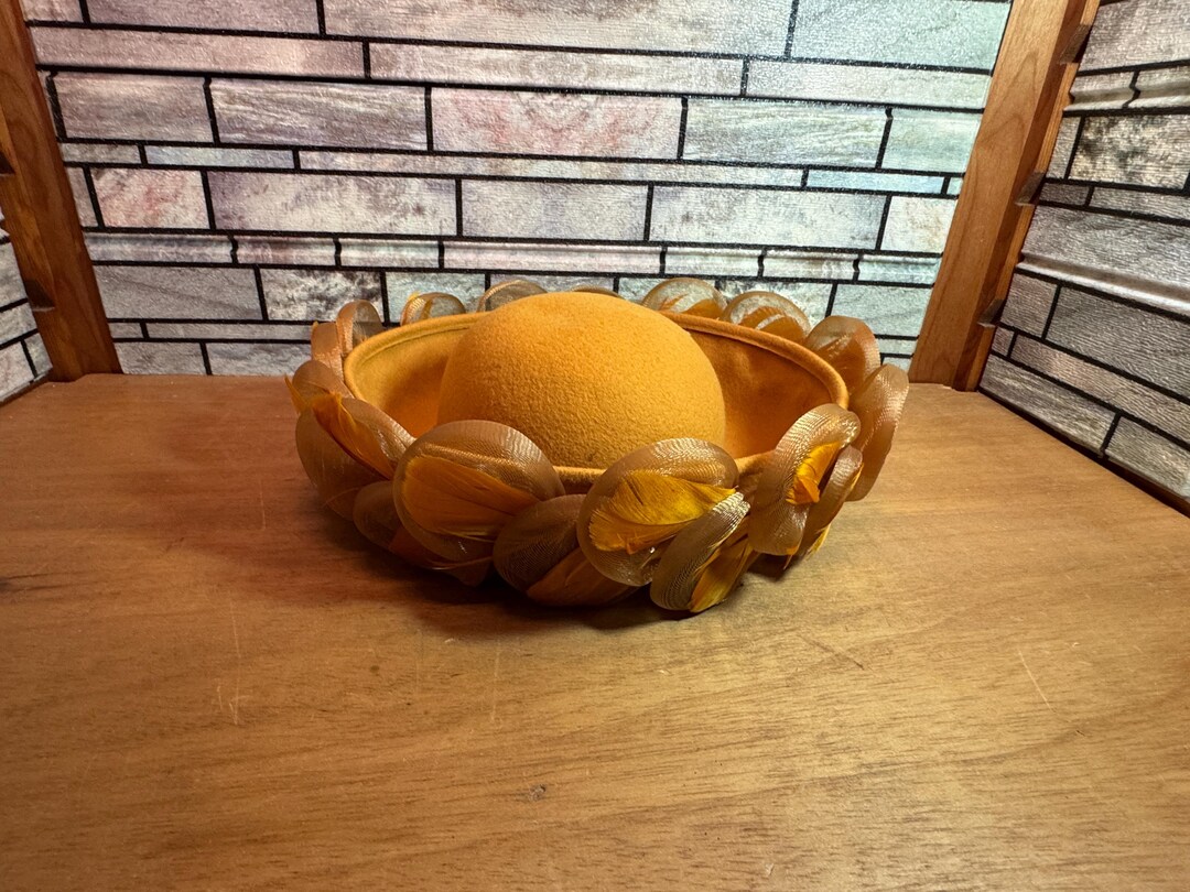 Vintage Yellow Deborah New York 100% Wool Ladies Hat, U.S.A., We Ship ...