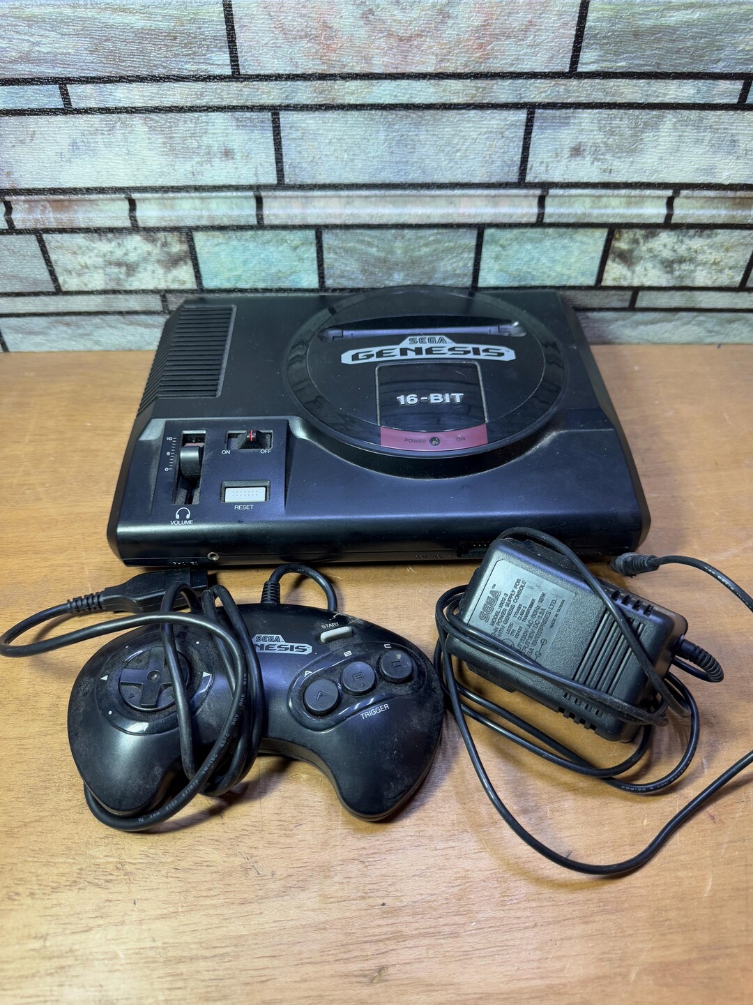 Sega Genesis 16 Bit Console W Power Supply, Tested, Missing AV Cord ...