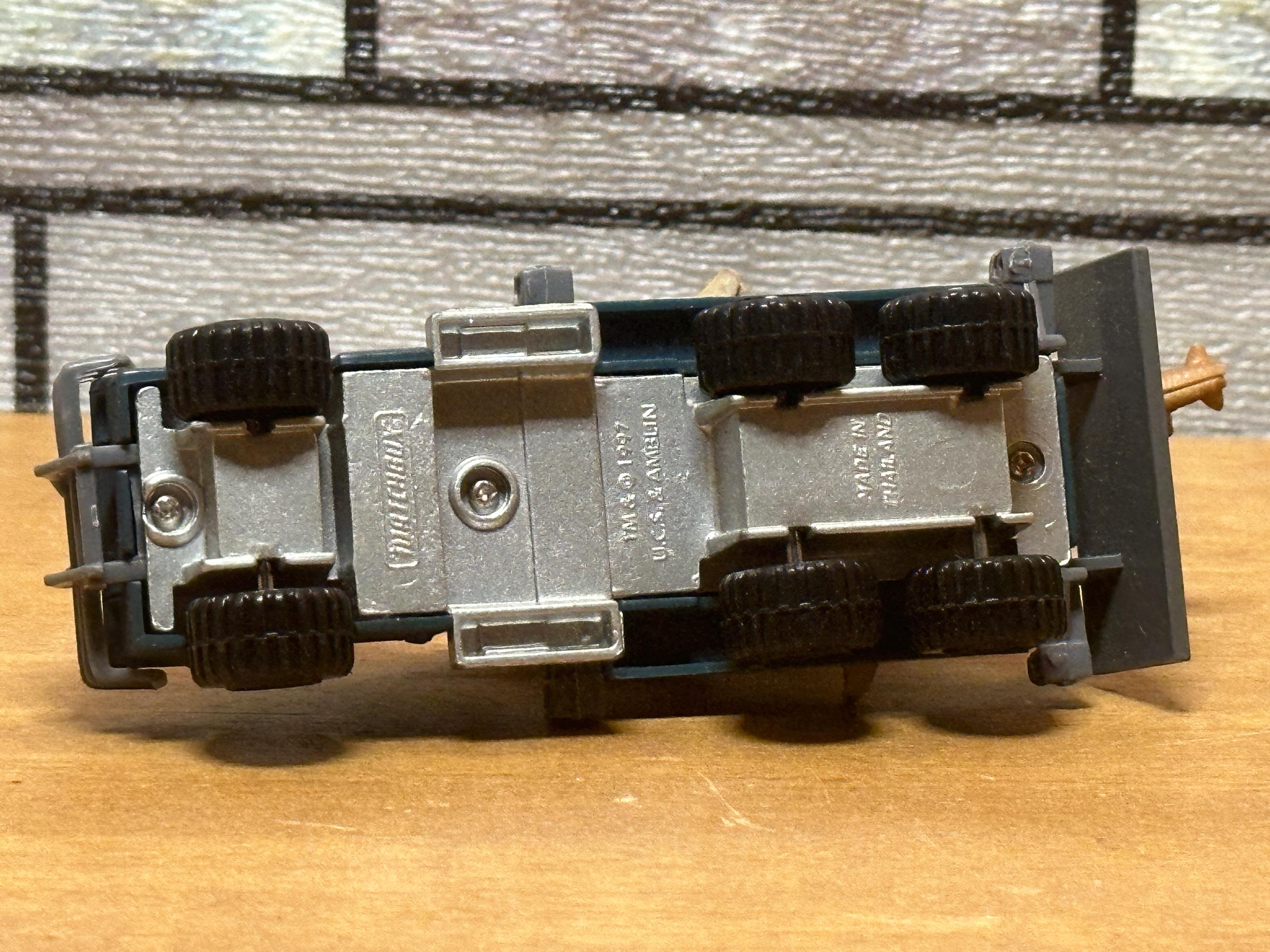 Matchbox Jurassic Park Lost World Rage Rig Stegosaurus, We Ship Daily ...