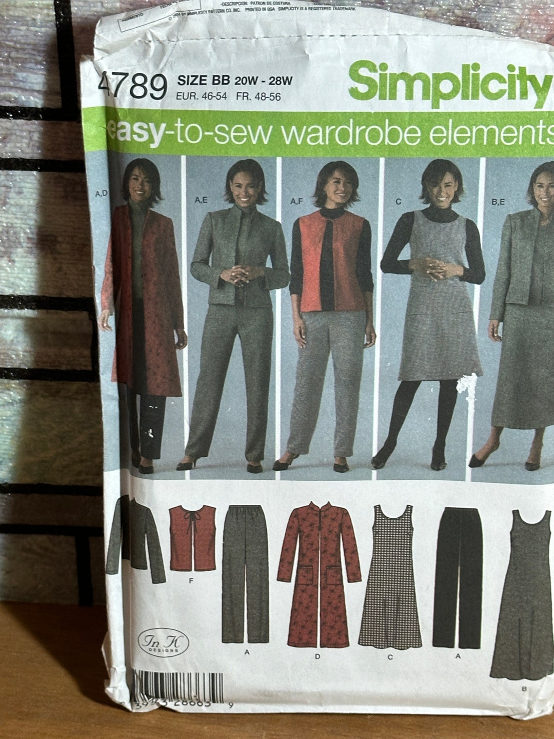 Simplicity so Easy Fabric Patterns, 4789, 20W-26W, Size BB - Etsy