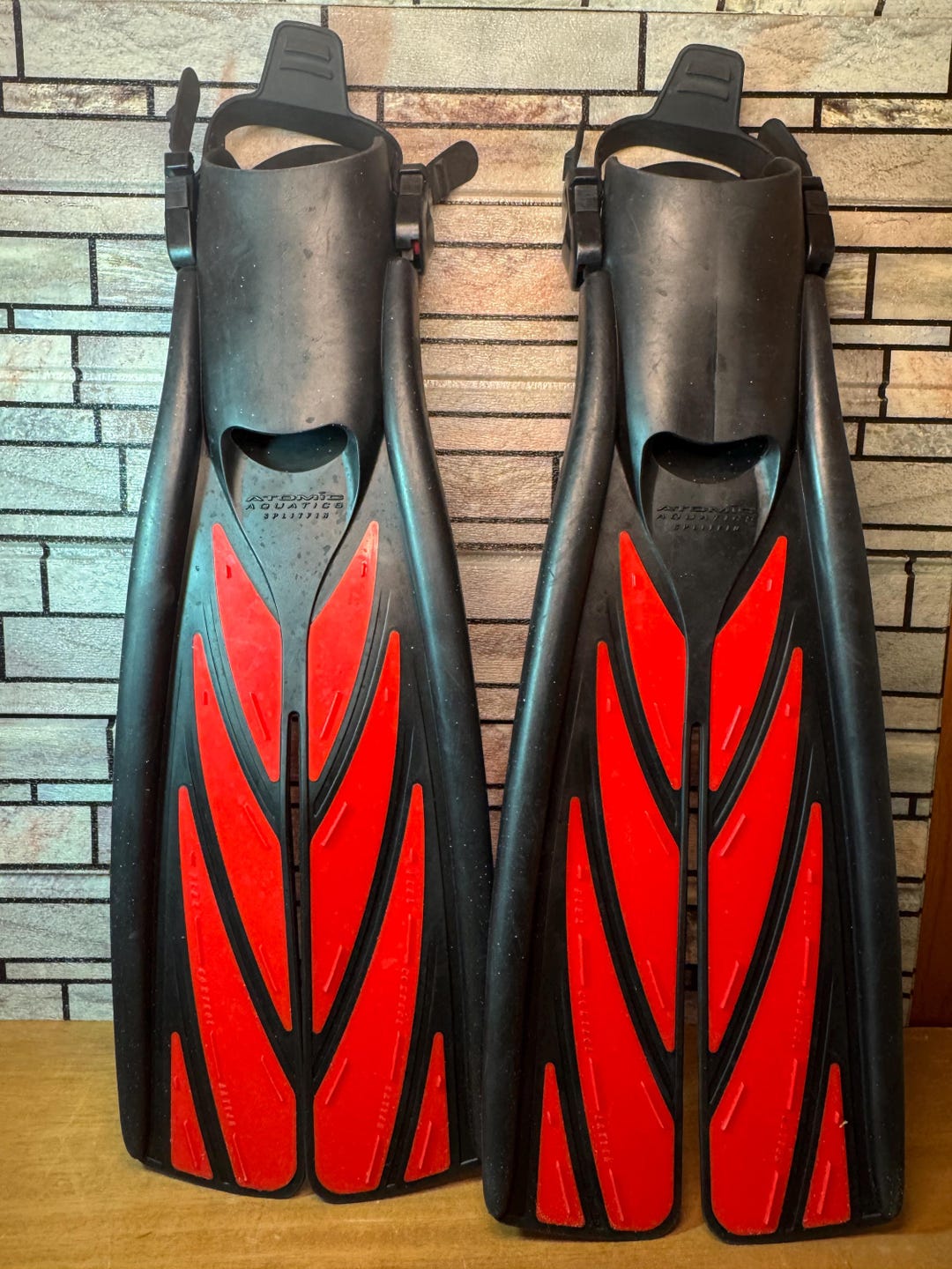 Atomic Aquatics Open Heel Split Scuba Fins, Spring Straps Natures Wing ...