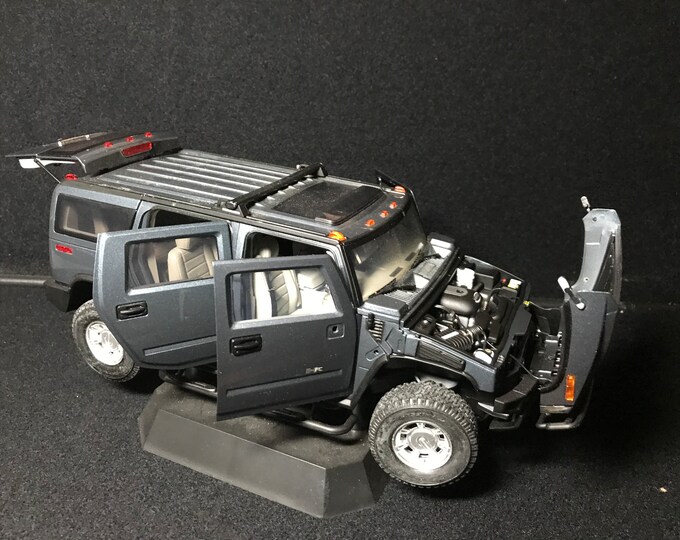 Die-cast Promotions Hummer H2 Replica Car Model With Stand, Same Day ...