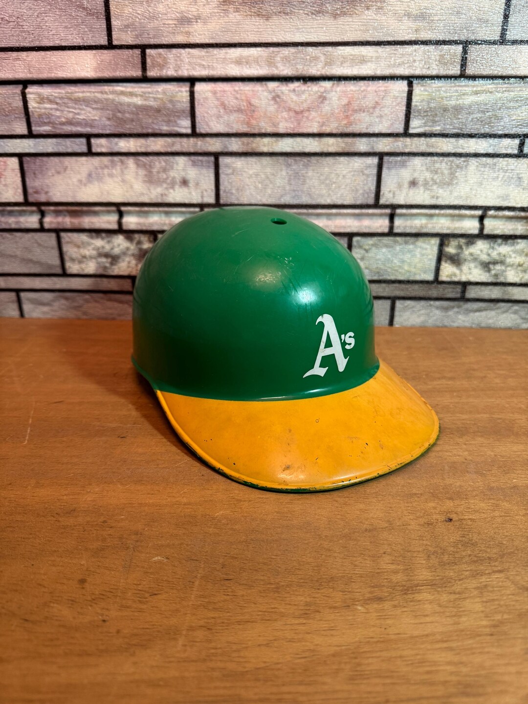 Vintage 1980s OAKLAND A's Replica Batting Full Size Helmet Souvenir, We ...