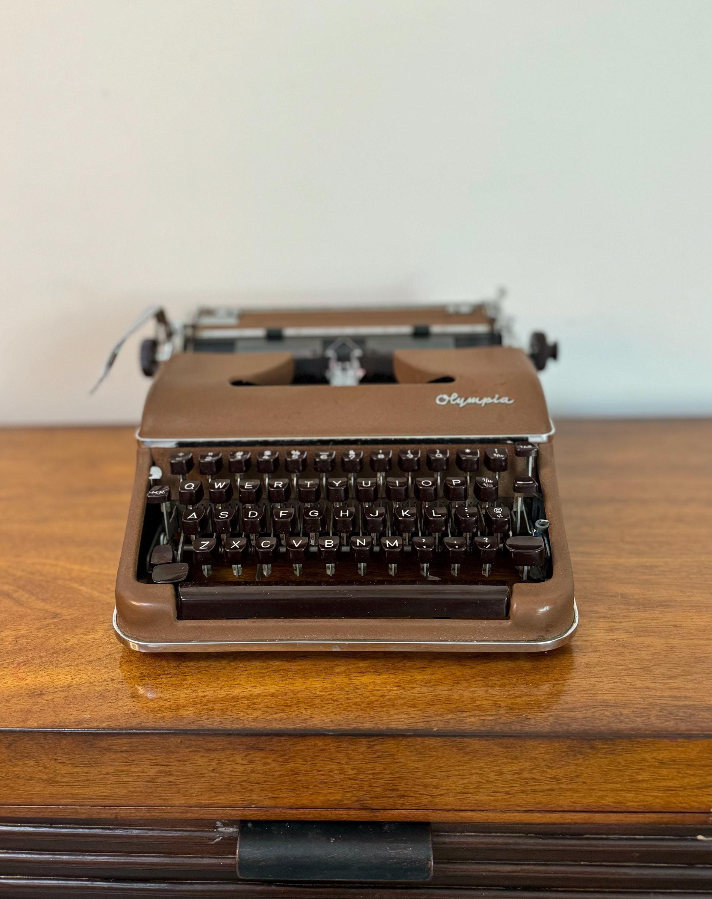 Beautiful Olympia 1950s TYPEWRITER Working Made in Germany - Etsy