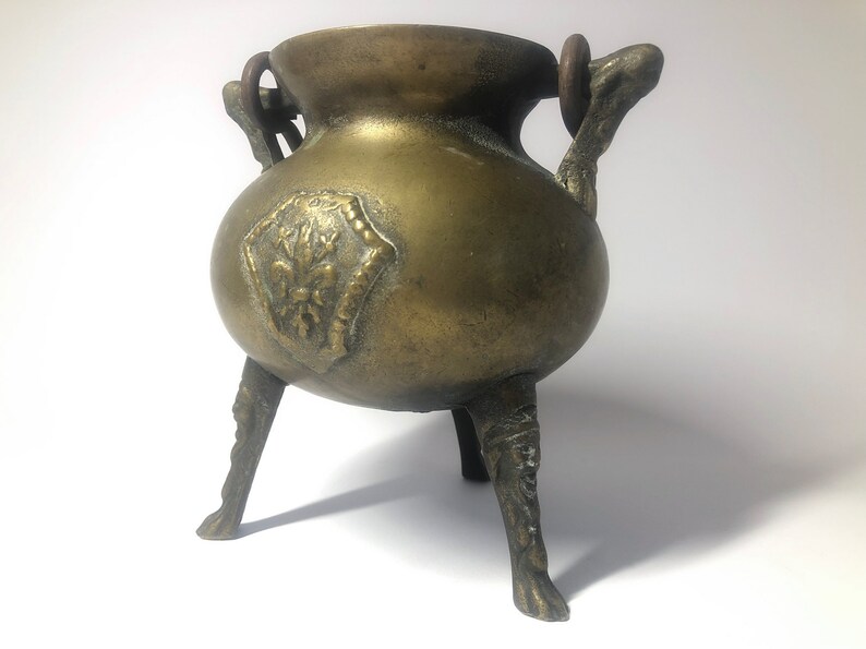 Vintage Bronze Cauldron Witches Spell Pot With Handle Antique Tripod ...