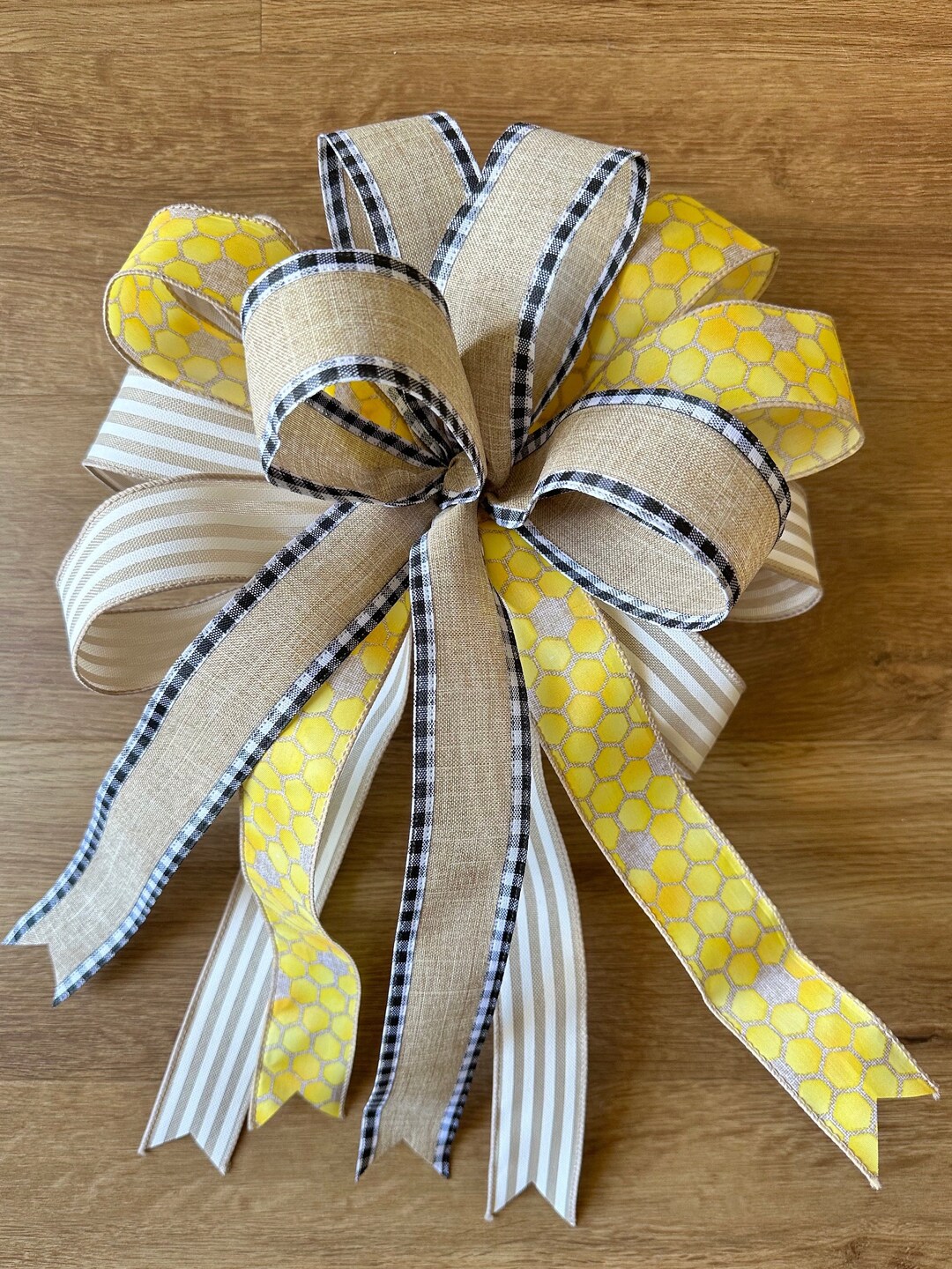 Bow - Honeycomb Ribbon, Beige/black Ribbon, Beige/white Stripe Ribbon ...