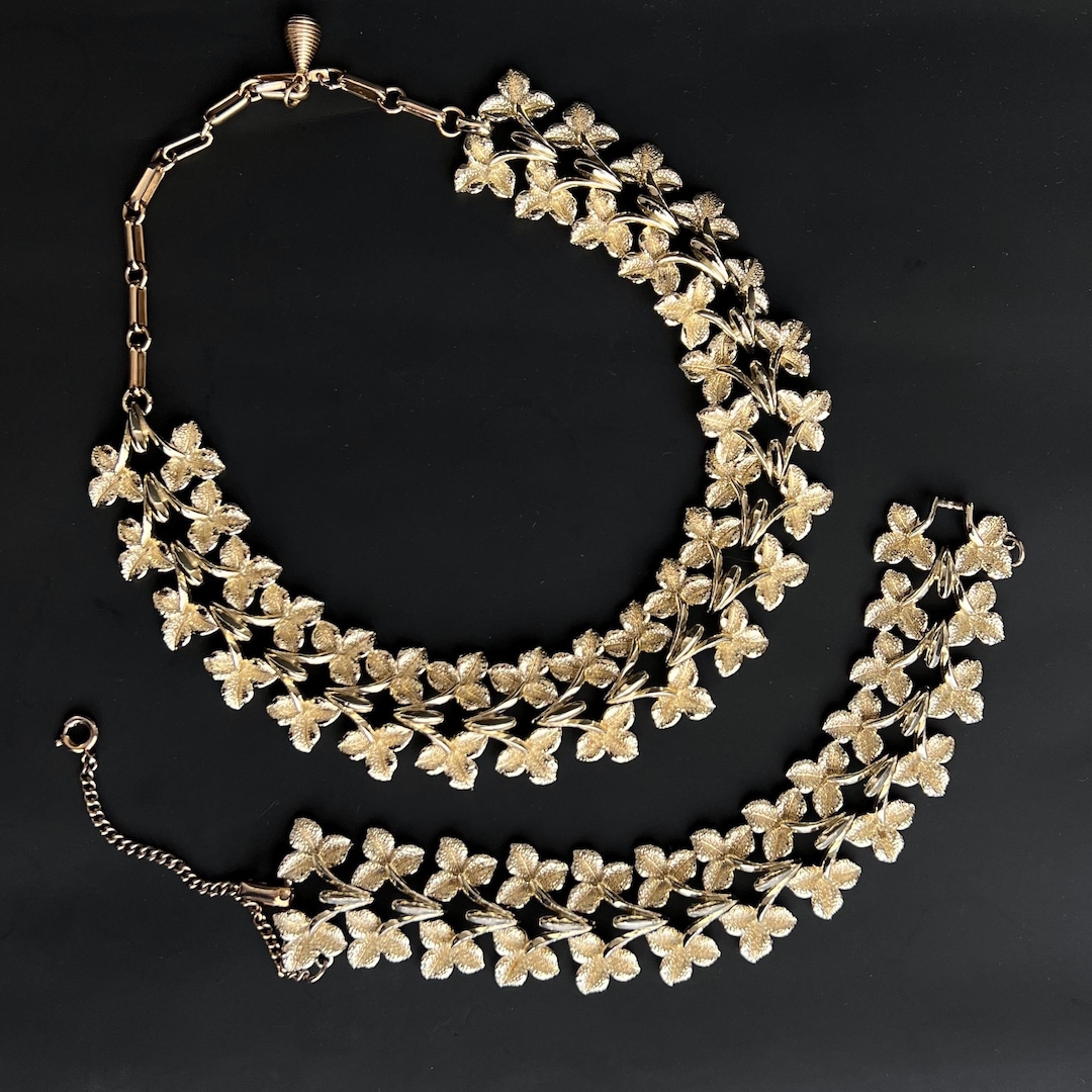 Vintage Coro Necklace and Bracelet Gold Tone, Vintage Silver Tone Set ...