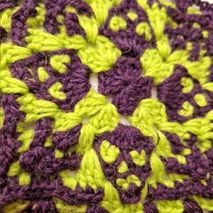Skull Yard Granny Square Crochet Pattern - Spooky Gothic Skull & Bones ...
