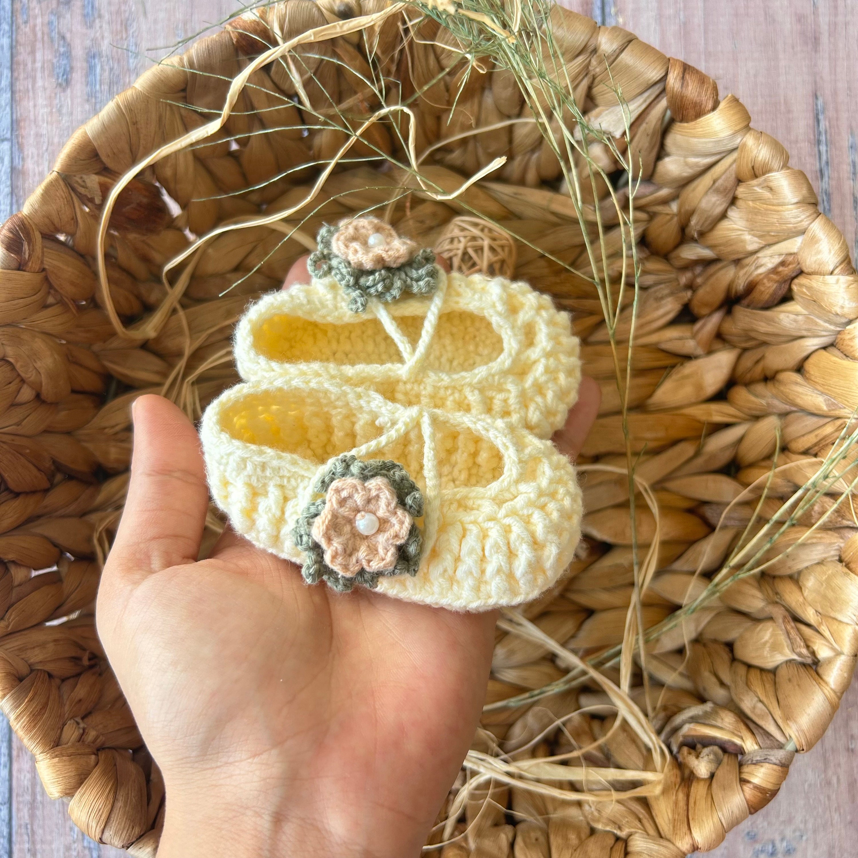 Cream Color Crochet Baby Flowers Booties Baby Ballet Booties - Etsy