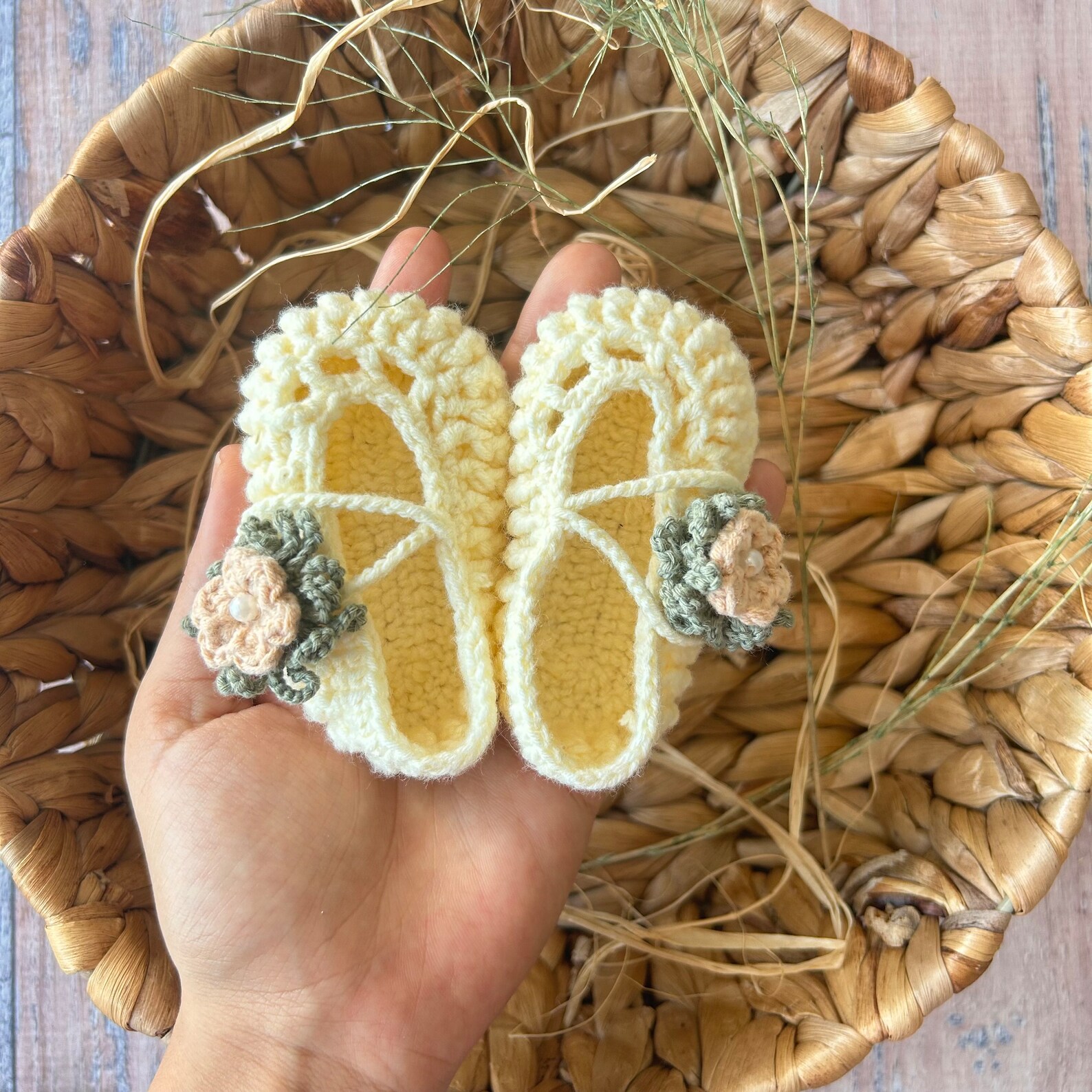 Cream Color Crochet Baby Flowers Booties Baby Ballet Booties - Etsy