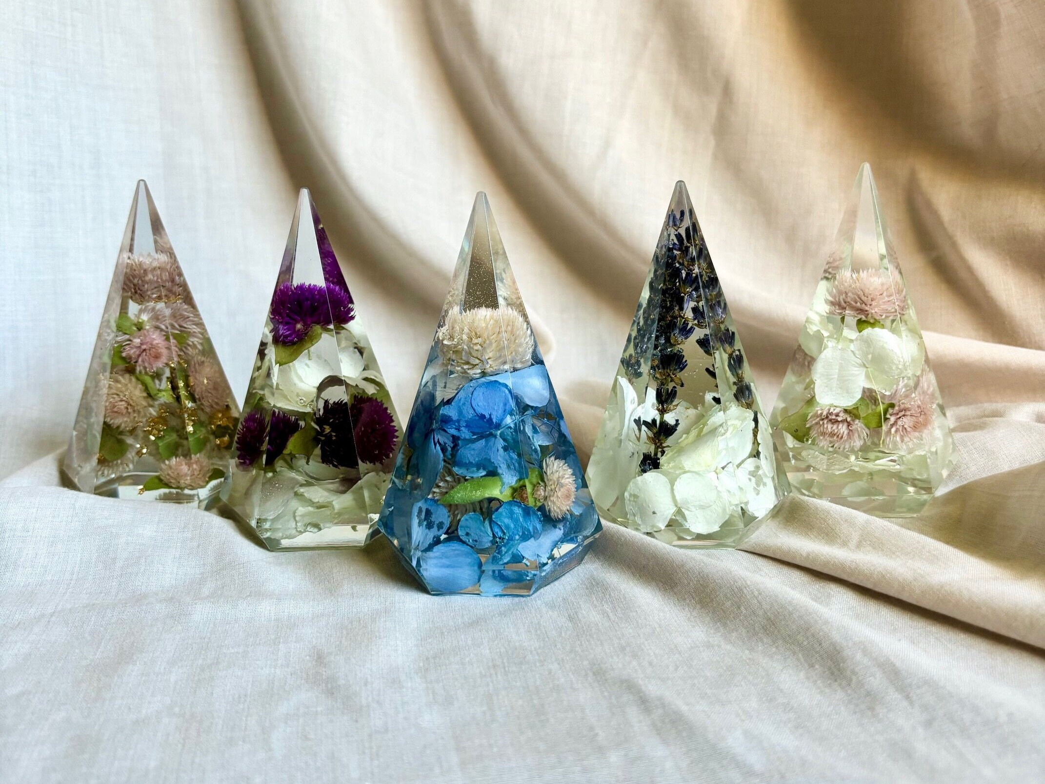 Resin Ring Holder With Dried Flowers Medium Diamond Shaped - Etsy