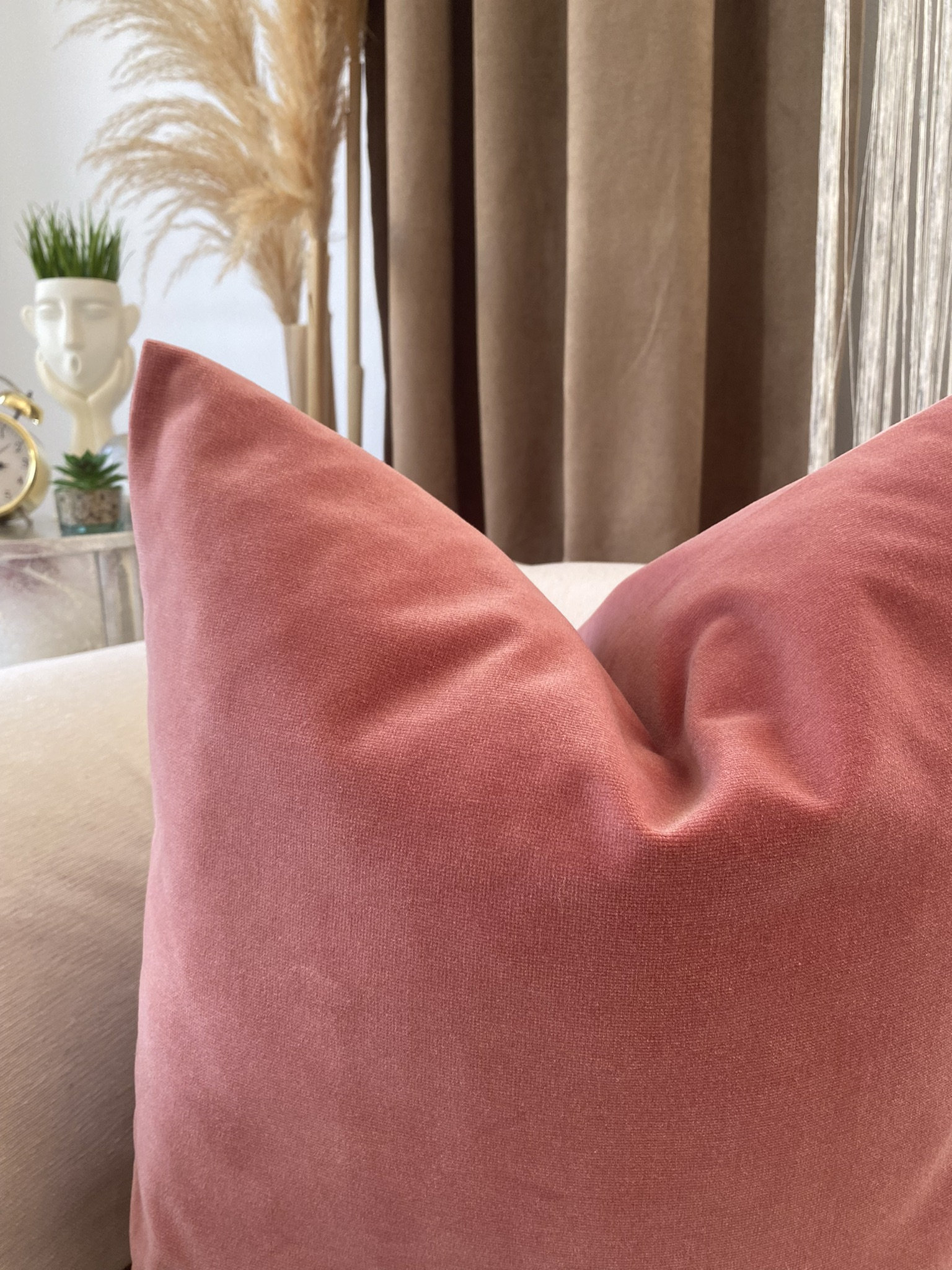 Luxurious Powder Pink Velvet Pillow Cover Opulent Pink Velvet Cushion ...