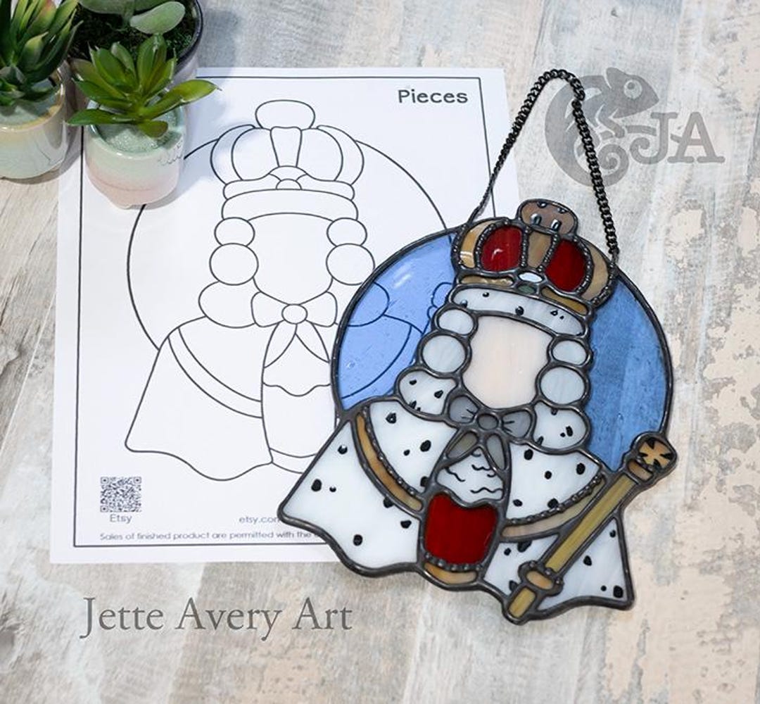 Pattern- King Stained Glass Suncatcher - Etsy