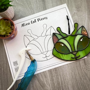 Pattern- Alien Cat Stained Glass Suncatcher - Etsy