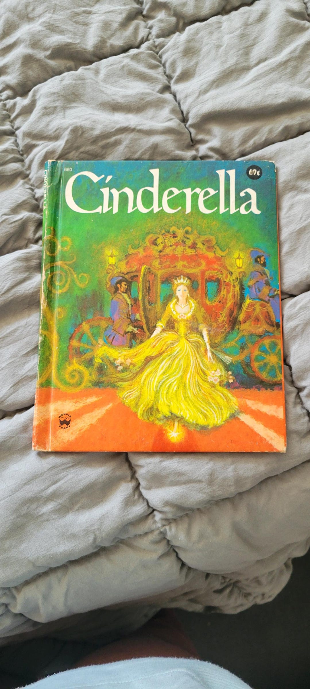 1979 Cinderella Book. Story by : Evelyn Andreas. Pictures by Ruth Ives ...