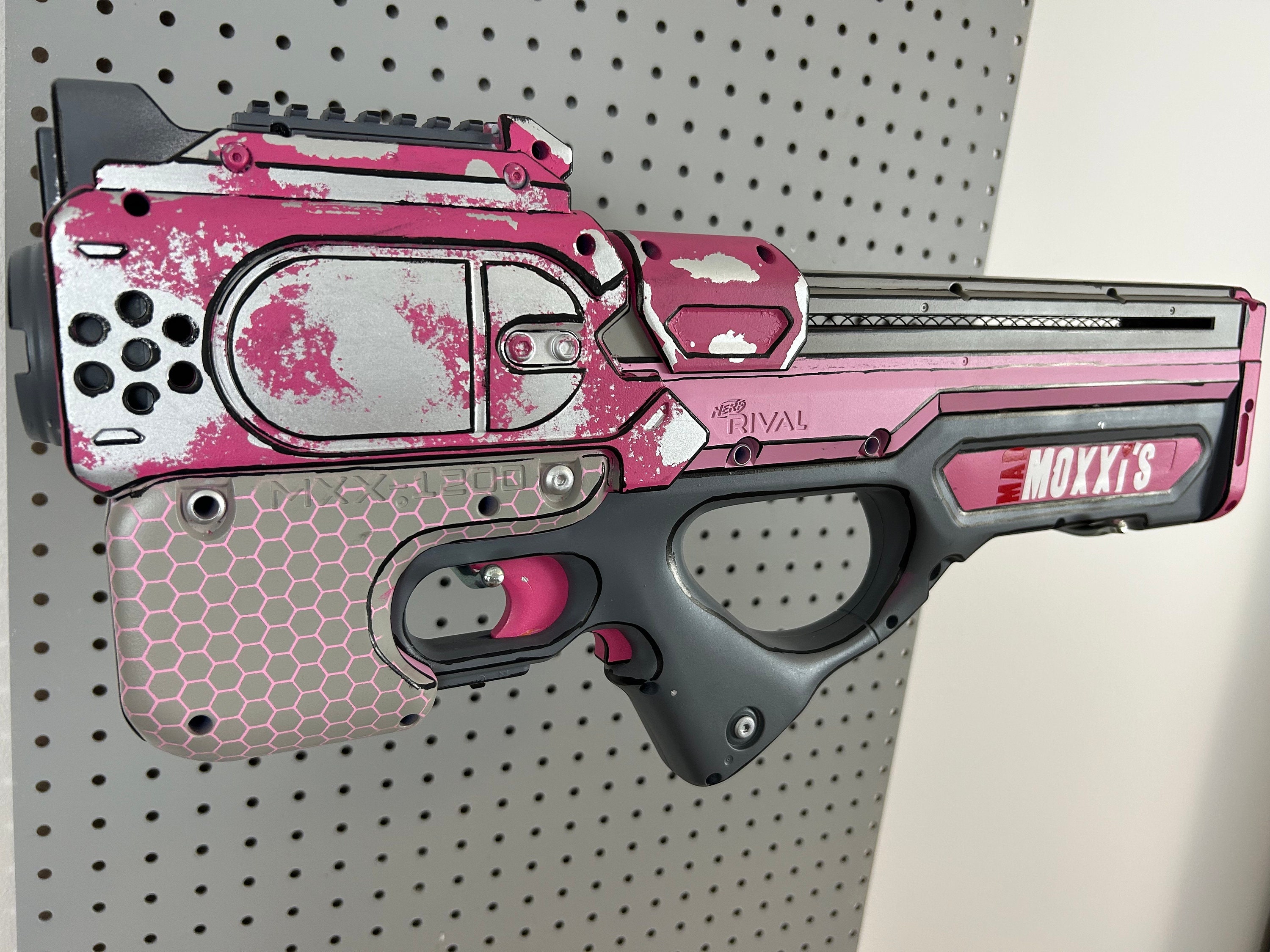 Nerf Rival Charger With Lipo Battery Mod, Cosplay Video Game Inspired ...