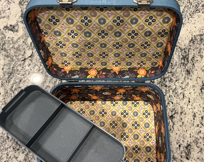 Vintage Restored Train Case. - Etsy