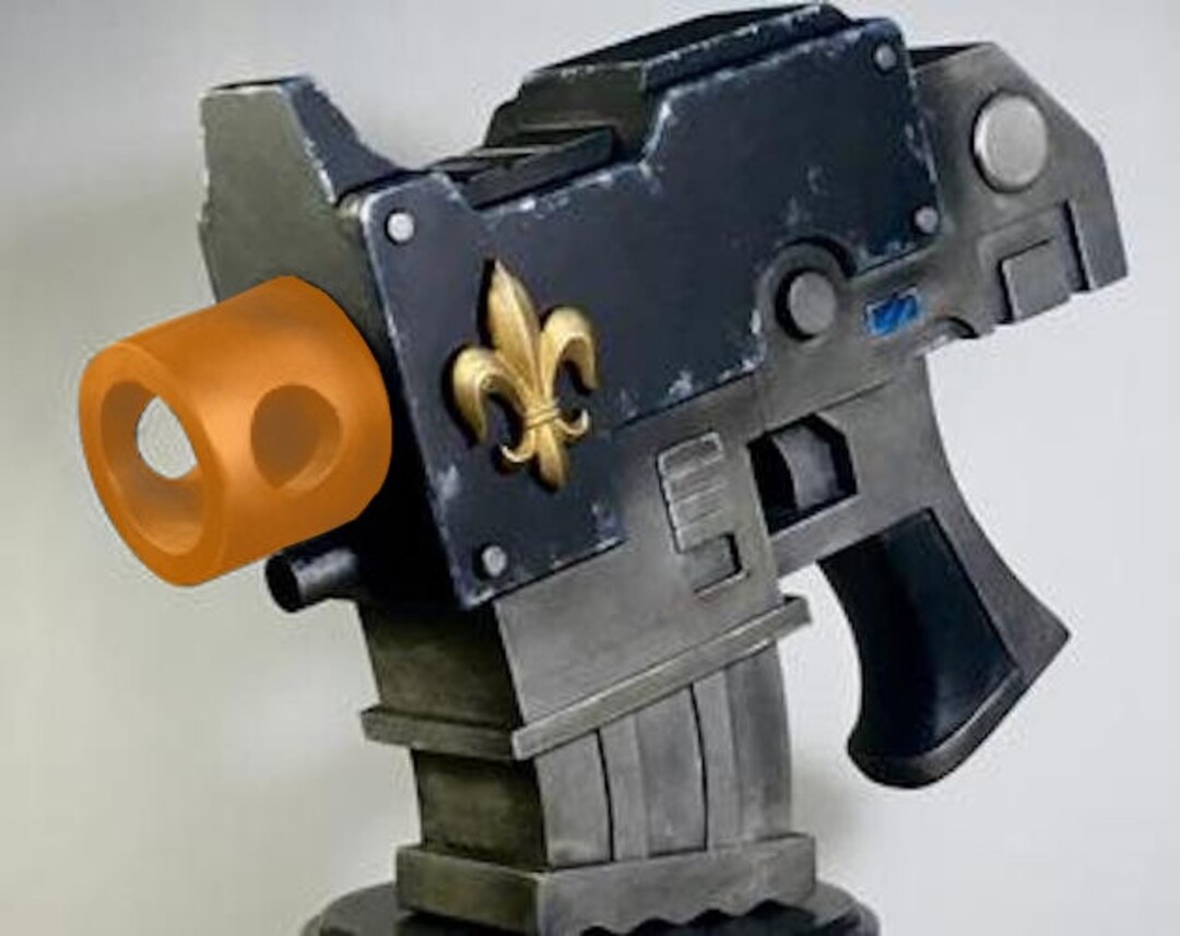 40k Bolt Pistol Life Size Cosplay - Etsy