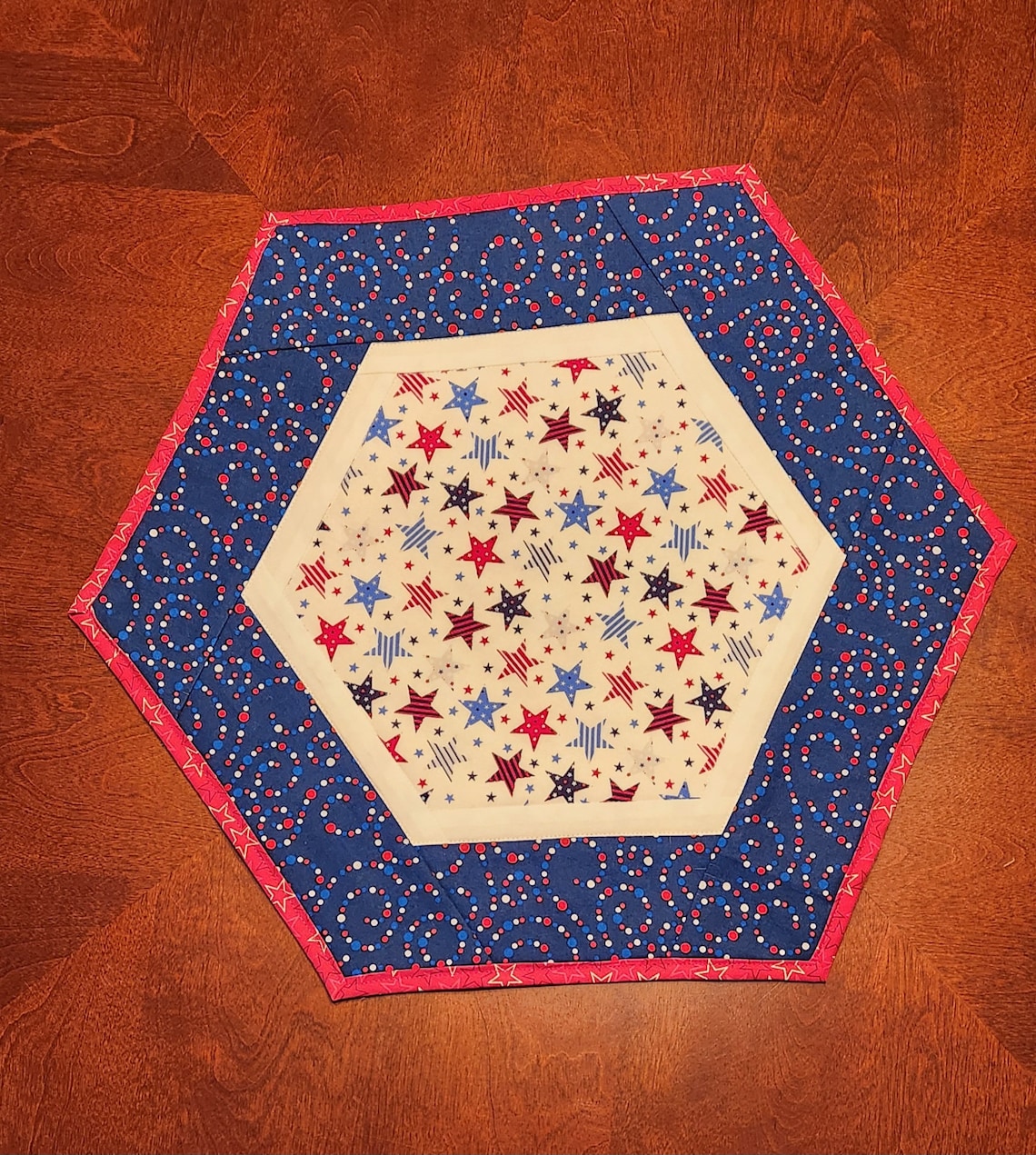 Handcrafted Red White Blue Octagon Table Topper Patriotic Quilted ...