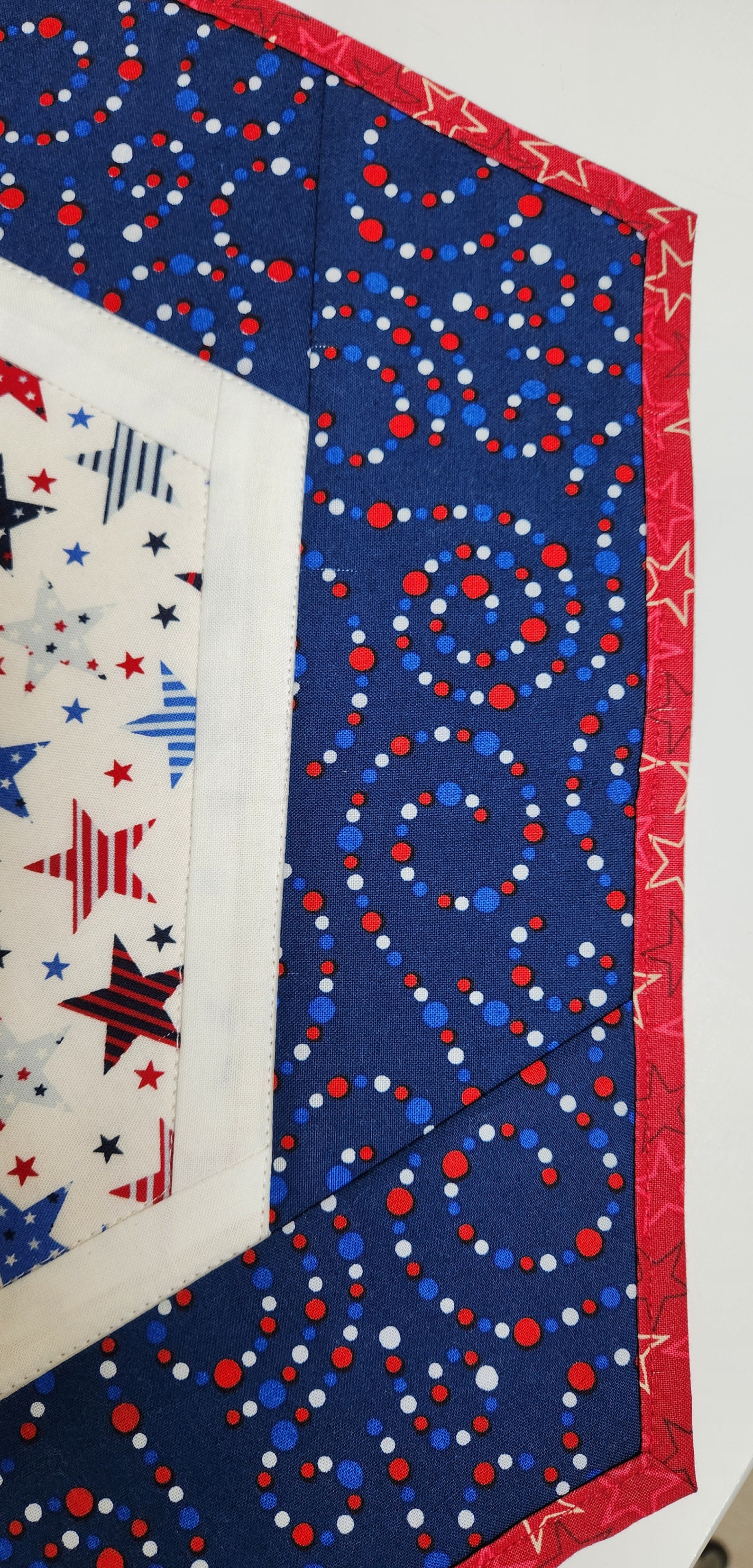 Handcrafted Red White Blue Octagon Table Topper Patriotic Quilted ...