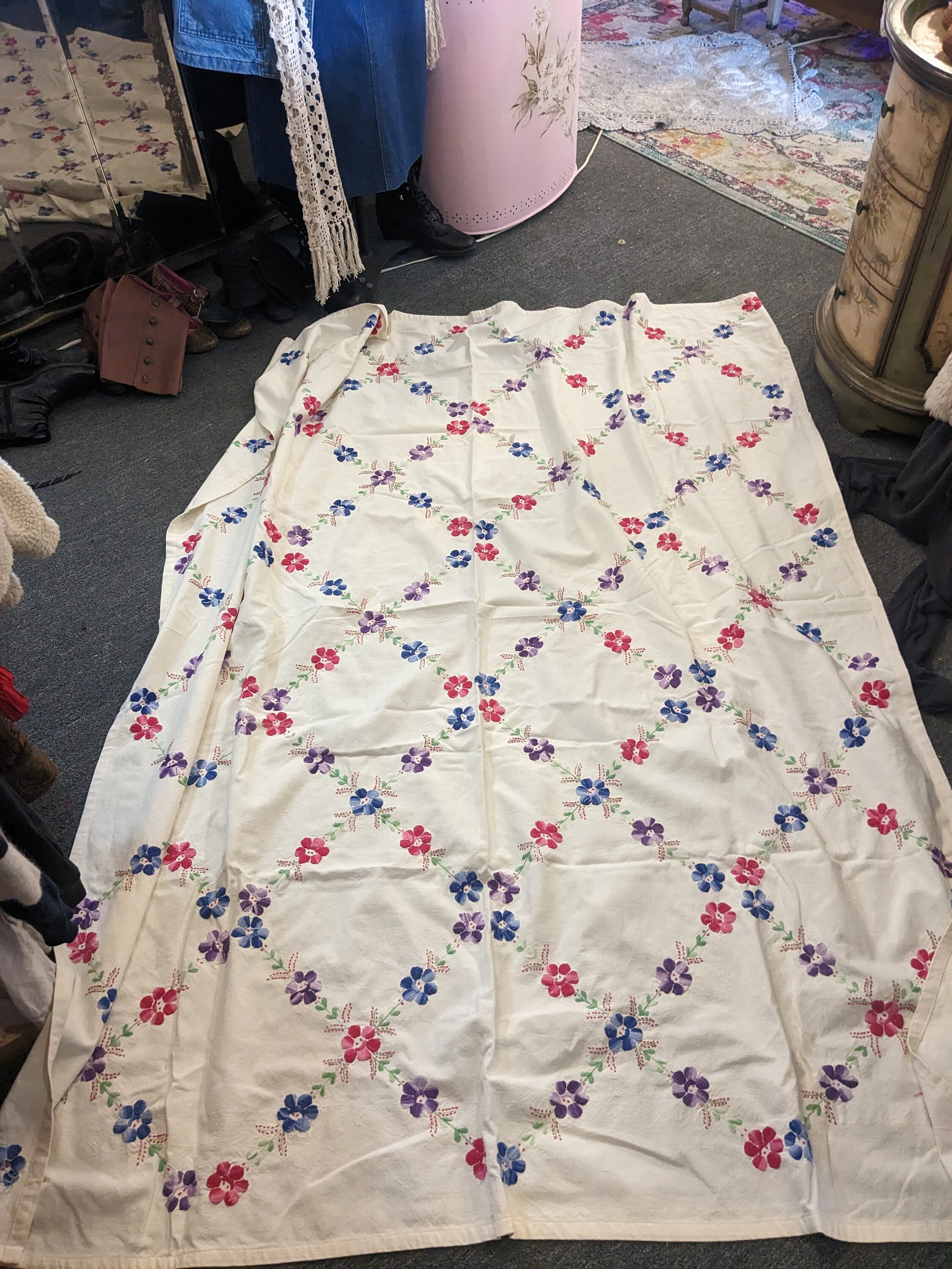Vintage/antique Embroidered Flower Coverlet, Embroidered Bedspread ...