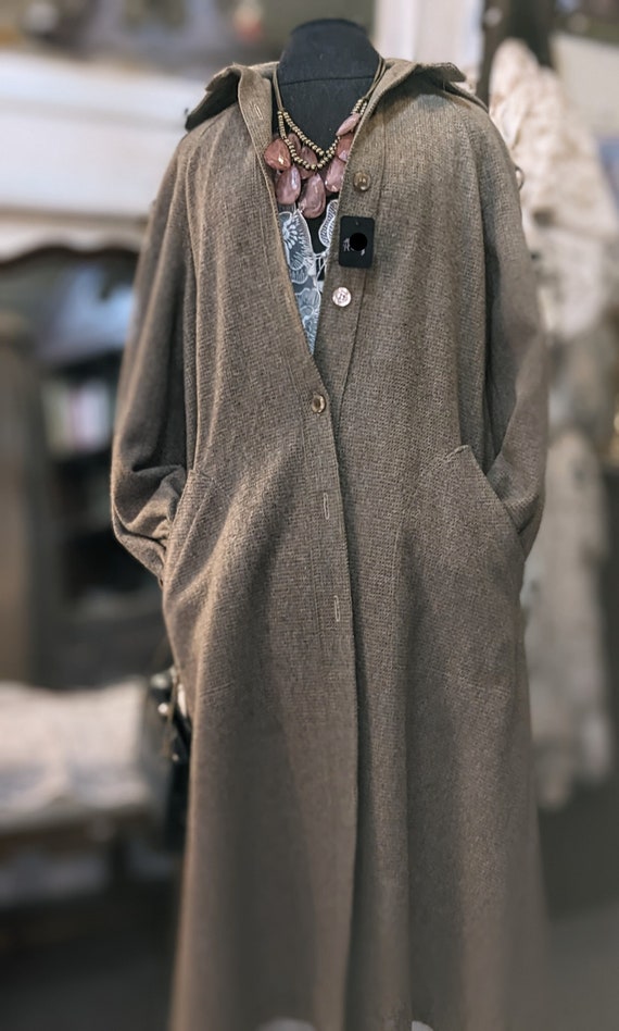 Fabulous Vintage Tweed Trench Coat size small - Gem