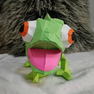 Chameleon for Papercrafts, Family, Kids Activities, 3D Pepakura Designs ...