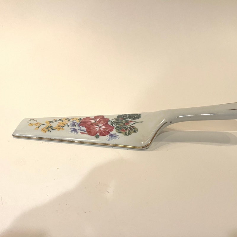 Porcelain Server - Etsy