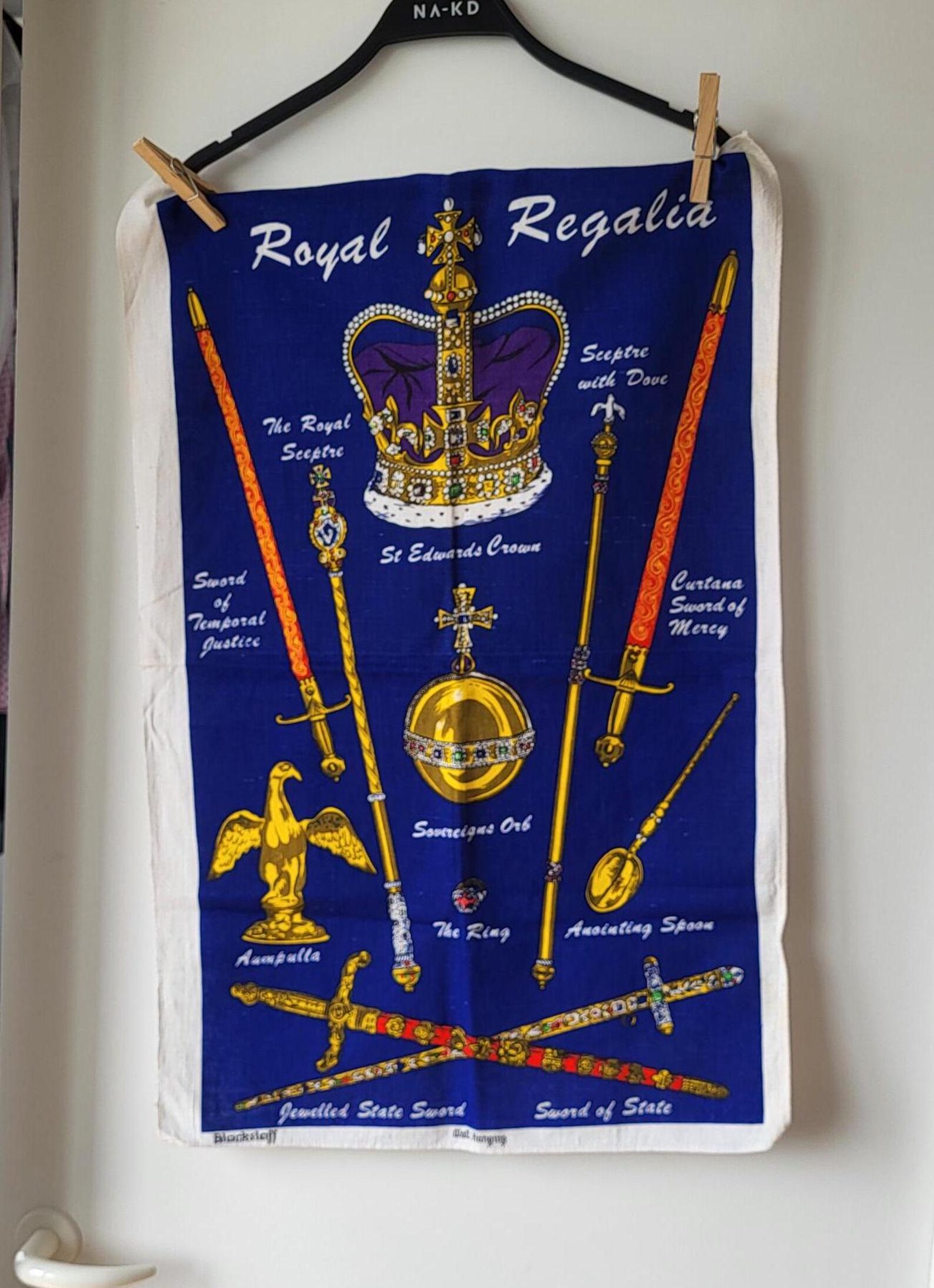 ROYAL REGALIA Irish Linen Tea Towel Blackstaff Wall Hanging - Etsy