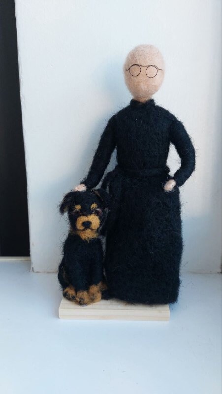 Personalized Family Portrait Statue With Dog Custom Wool Figure Felted ...