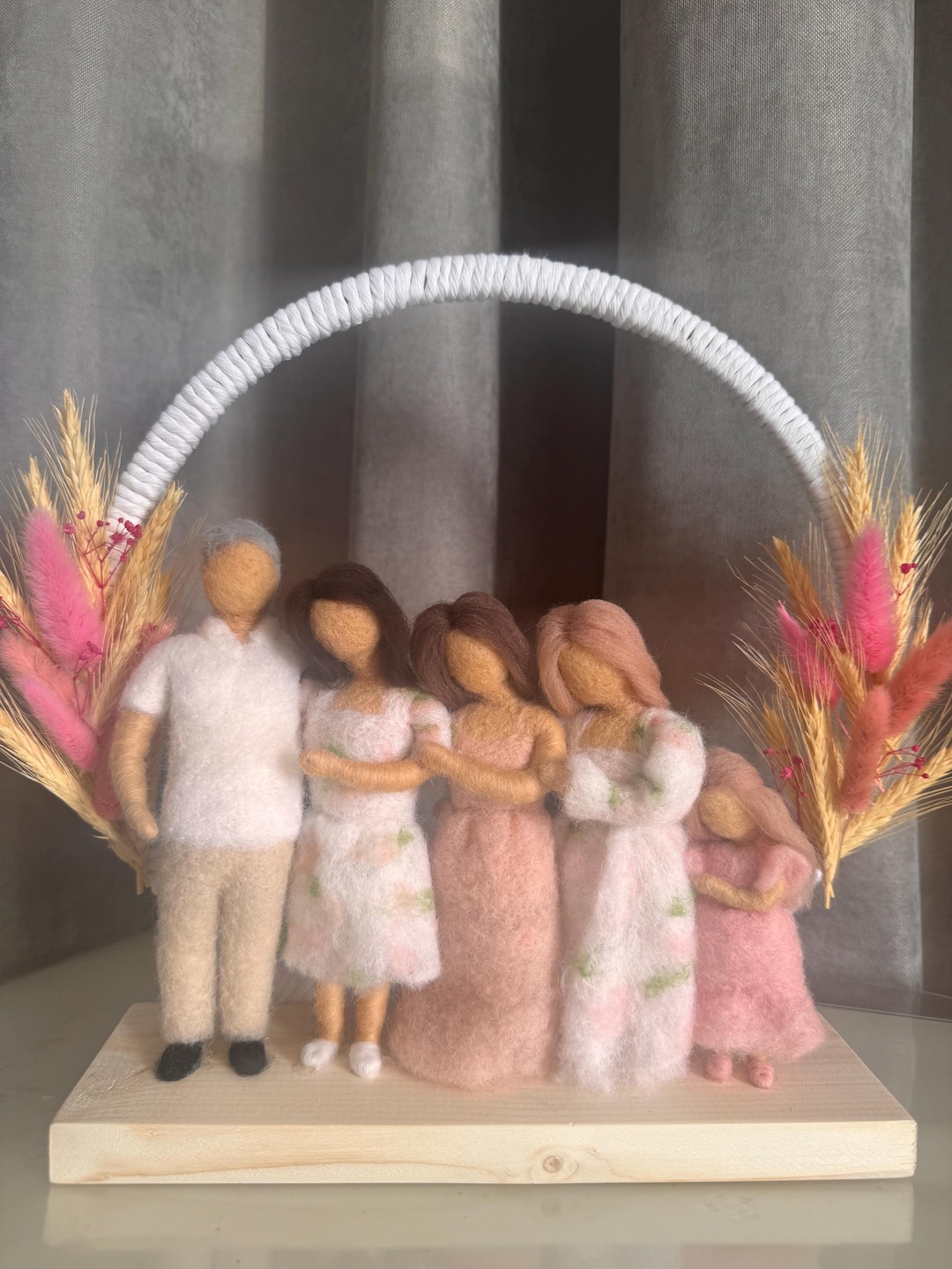 Custom Family Photo Statuette - Personalized Family Tree Statue From ...